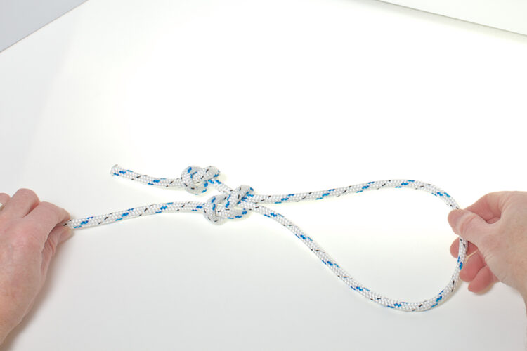 How to Tie a Neck Halter Knot – Mother Earth News